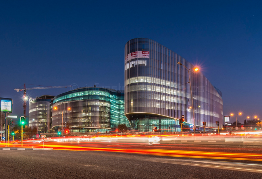 Project: Discovery Health Head Office - Building | L2B