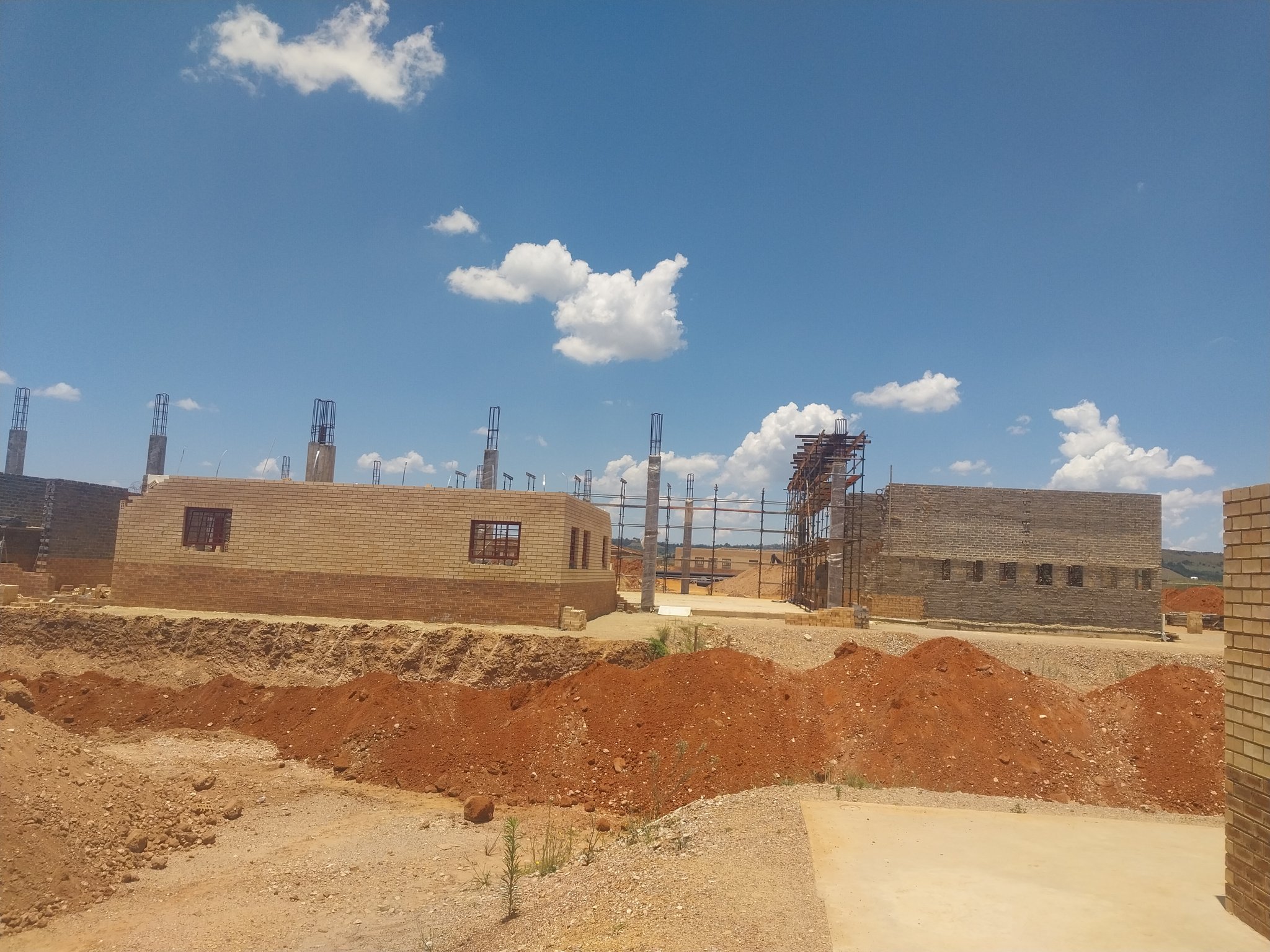 Project: Simunye Secondary School | L2B